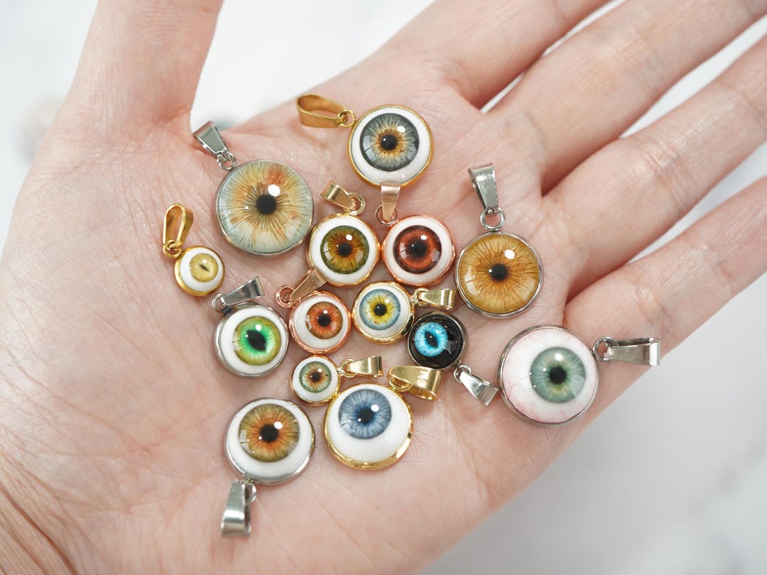 Custom Eye Pendant Necklace Personalized Jewelry - Etsy