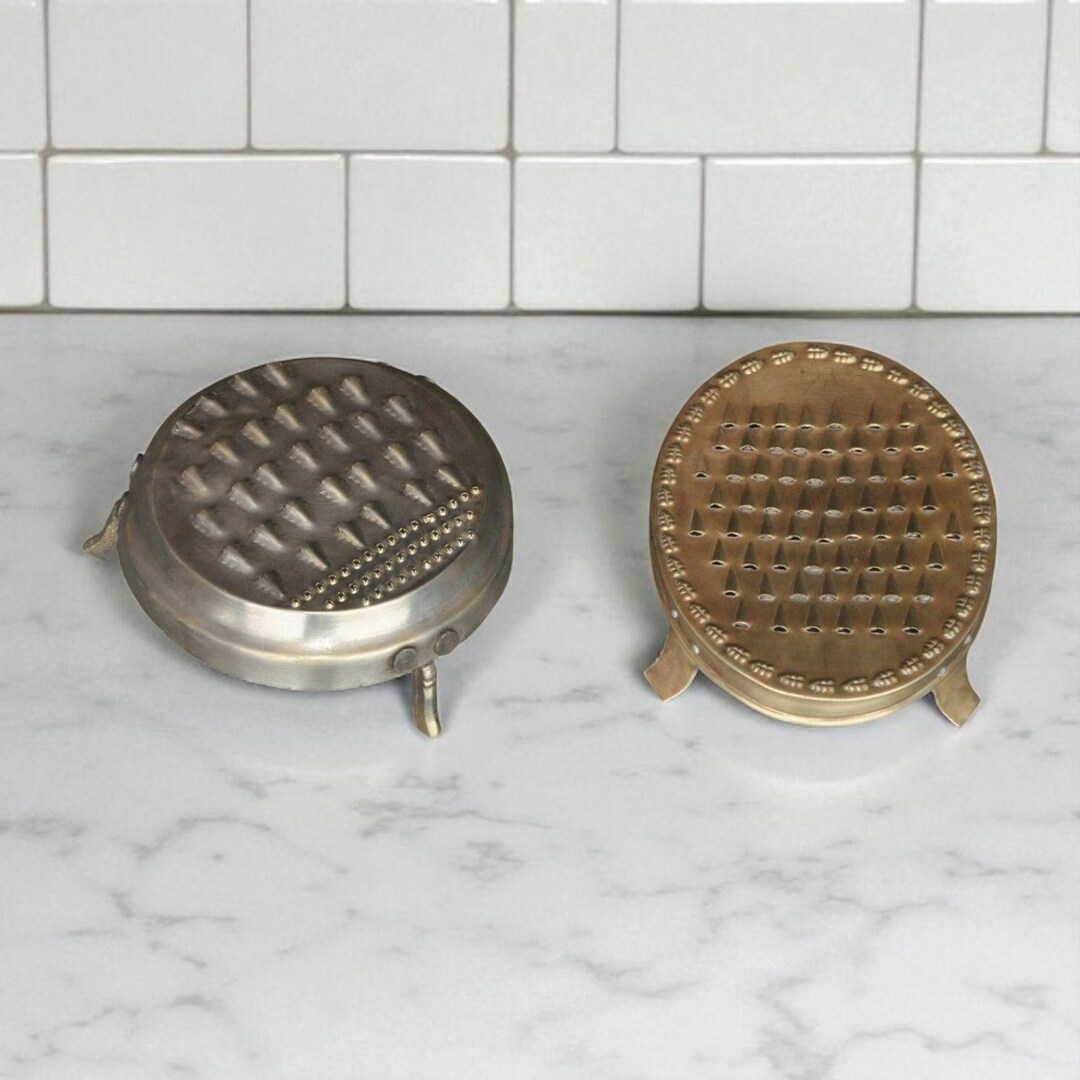 2 Vintage Brass Indian Graters, Kitchen Decor Collectibles - Etsy