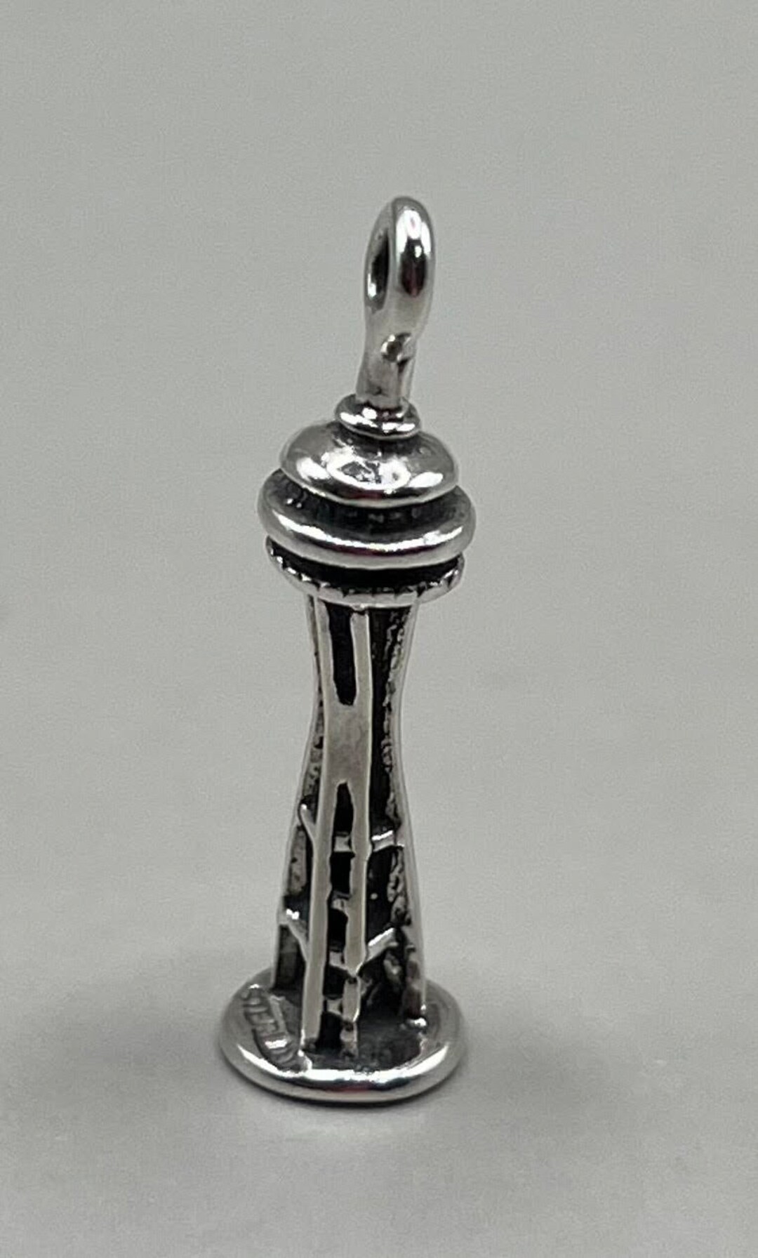 Sterling Silver Space Needle Charm - Etsy