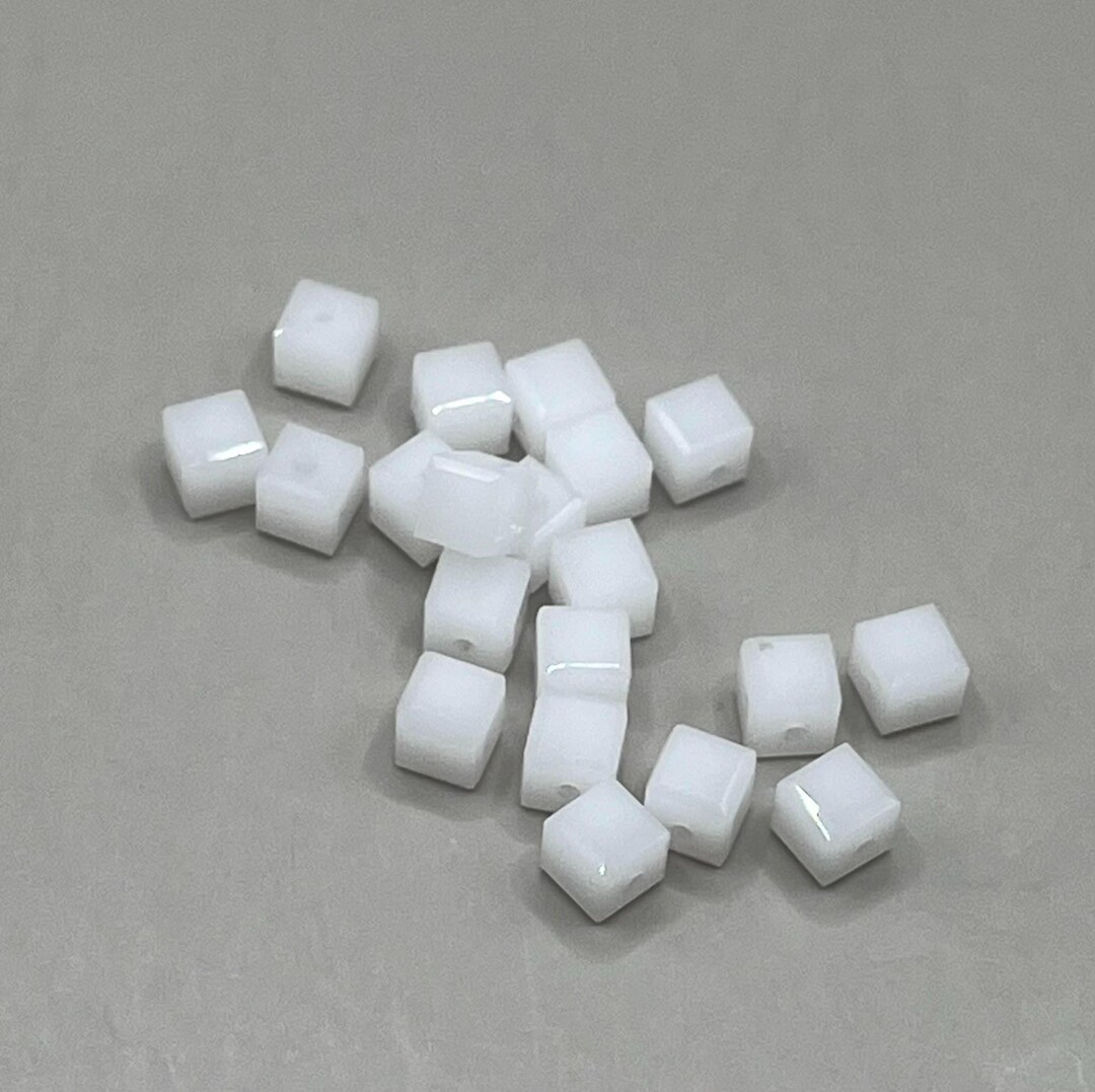 20 Vintage 4mm Cubes White Alabaster SWAROVSKI® - Etsy