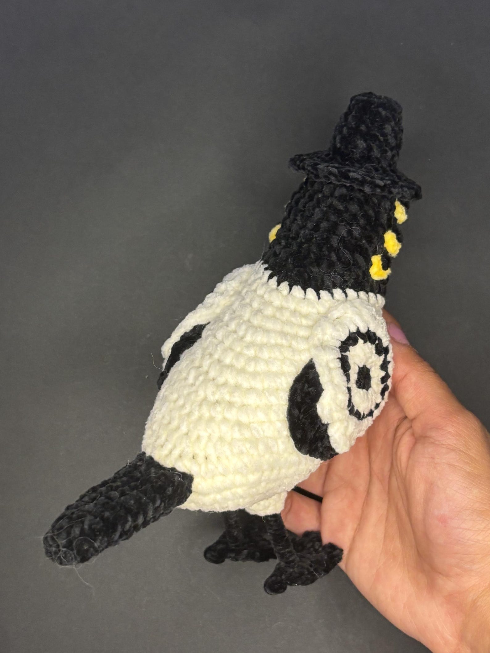 Crochet Sussie the Magpie PDF Pattern | Amigurumi Plushie, Kpop Demon ...