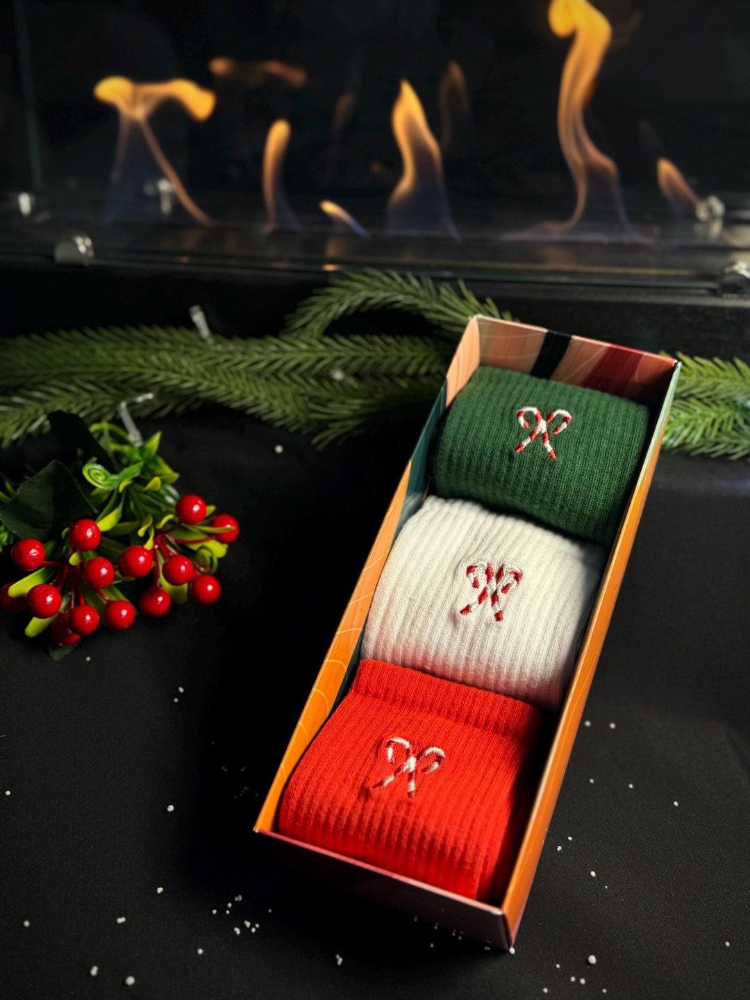Festive Christmas Sock Gift Set – Holiday-themed Cozy Socks Green ...