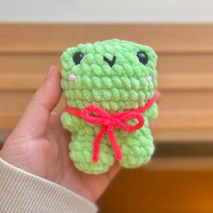2-in-1 No-sew Frog Pals Crochet Pattern - Etsy