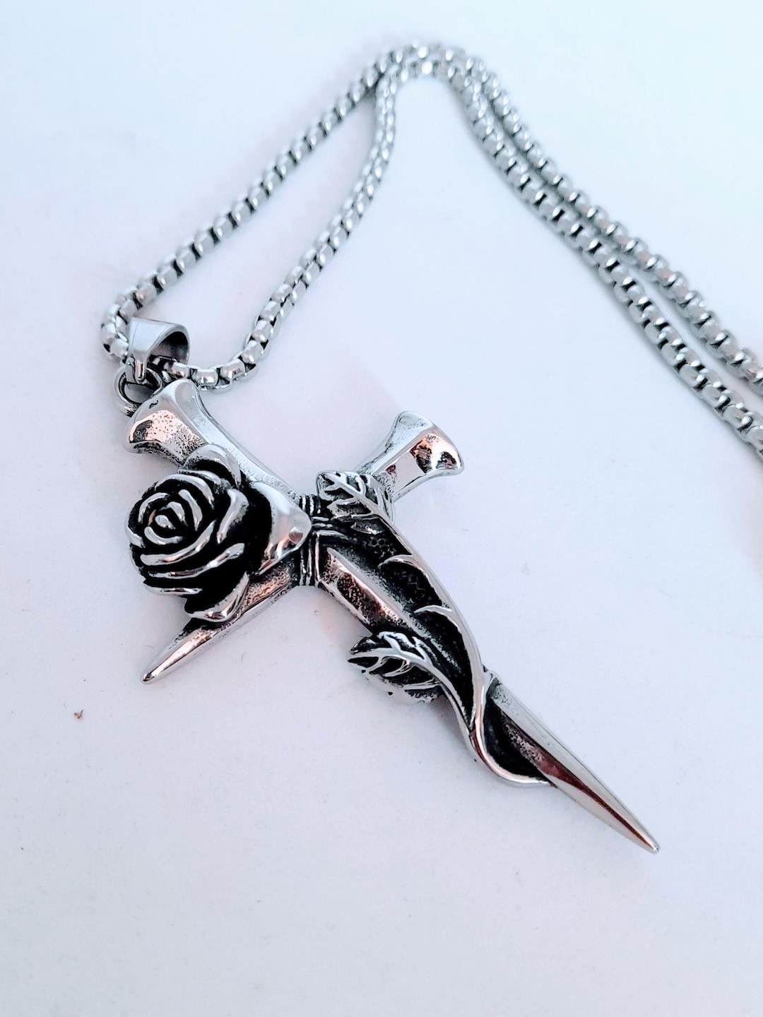Crossed Daggers and Rose Necklace - Gothic Necklace - Rose Necklace - Etsy