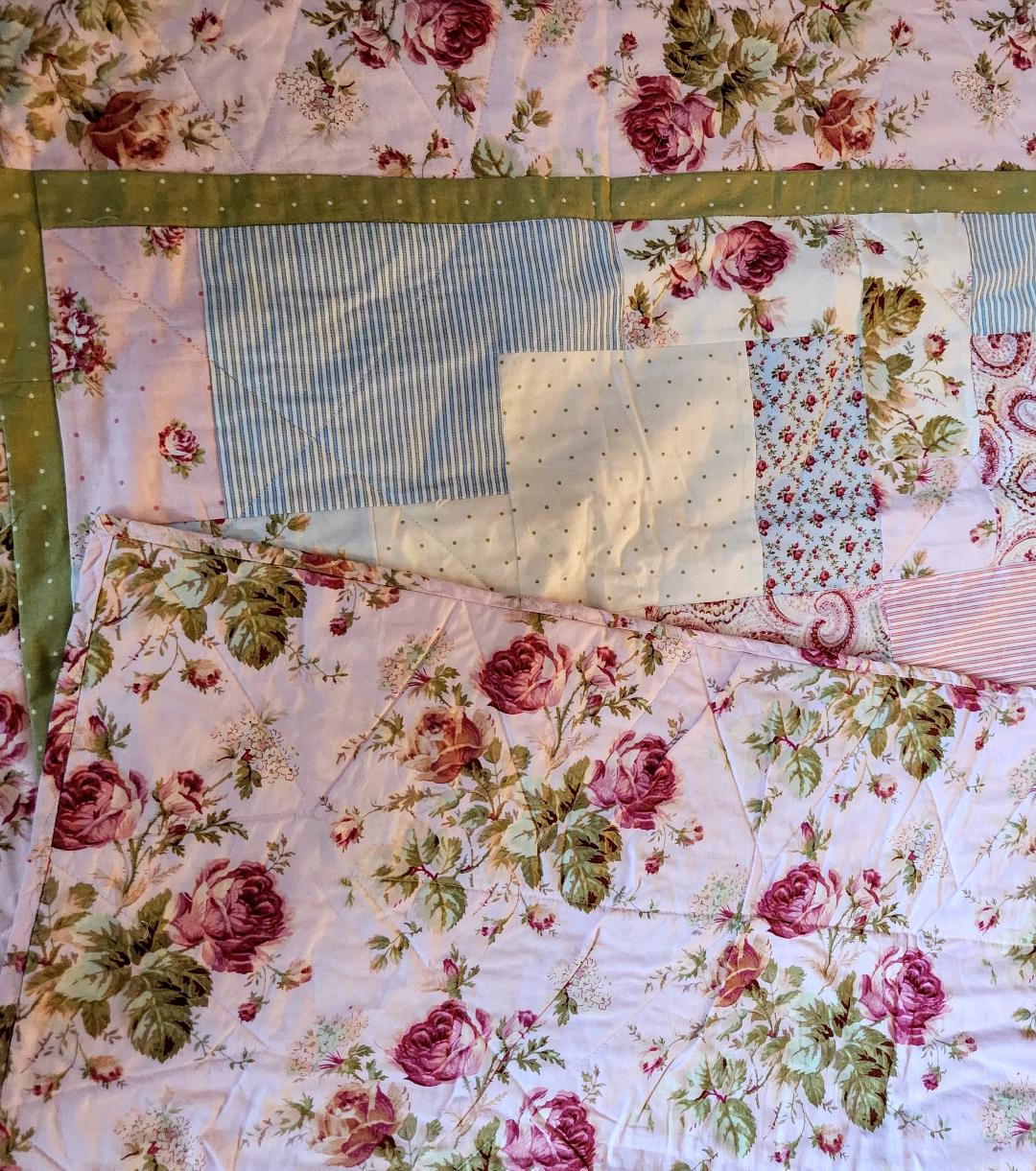 Stunning French Roses Quilt Measuring 59"x 74". the Colors and Fabrics ...
