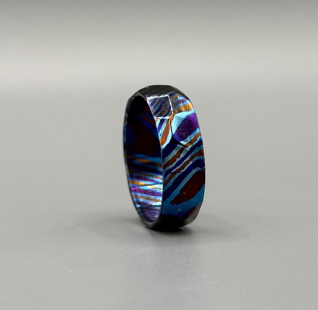 Hammered Timascus Ring: Handcrafted Titanium Damascus Wedding Band - Etsy