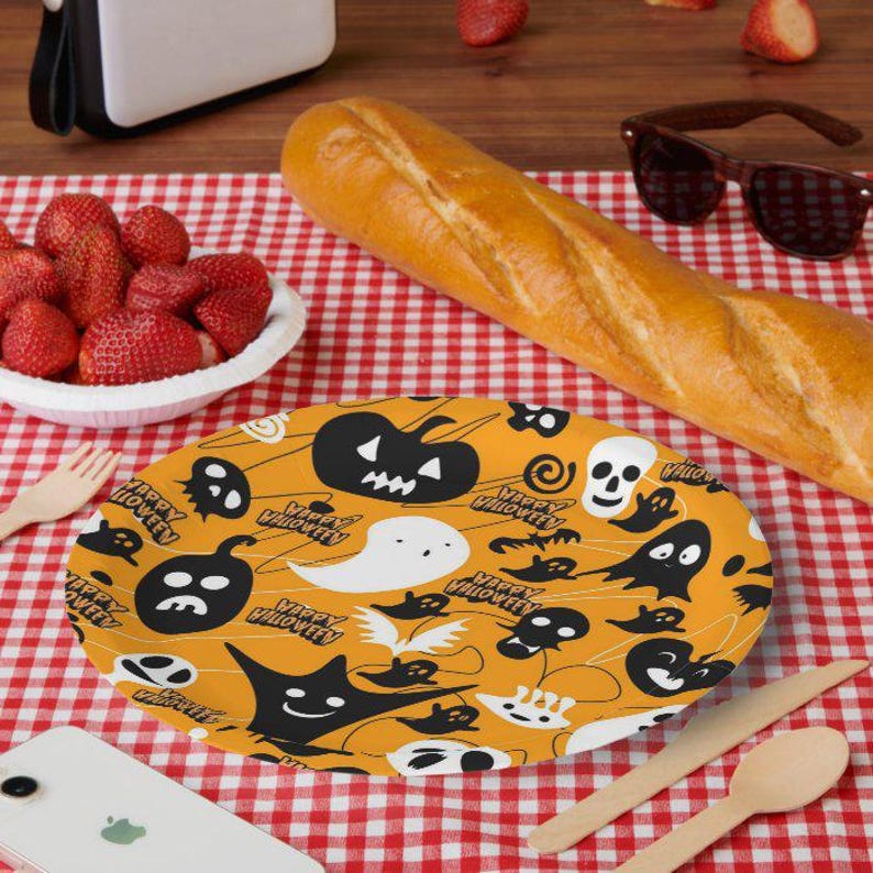 Halloween Party Plates Set- Spooky Pumpkin and Ghost Vintage Paper ...