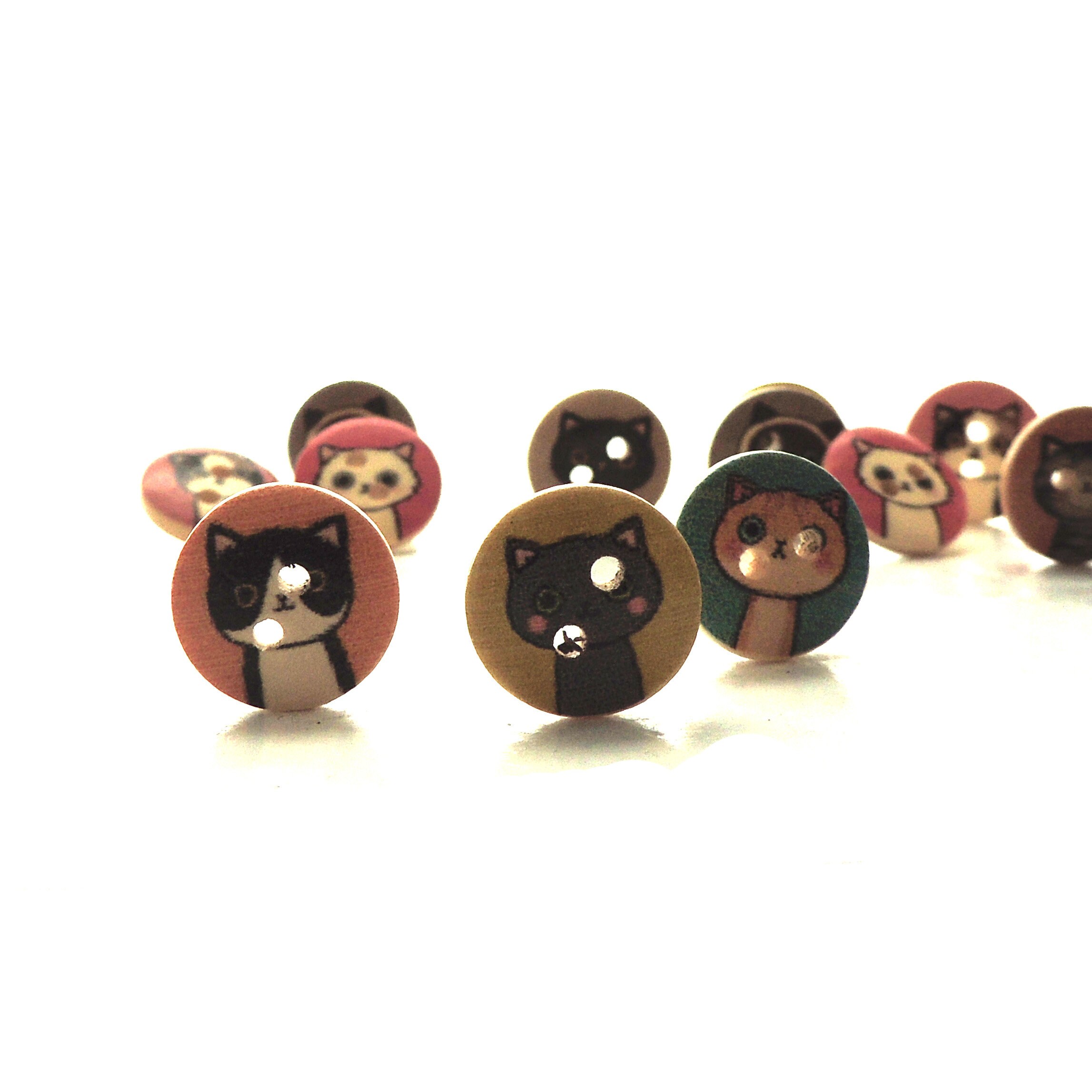 Round Wood Cat Buttons: Sewing Scrapbook Embellishments (10 Pc) - Etsy