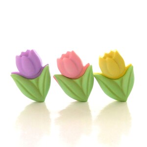 Tulips Buttons by Shelly's Buttons and More / Floral Craft ...