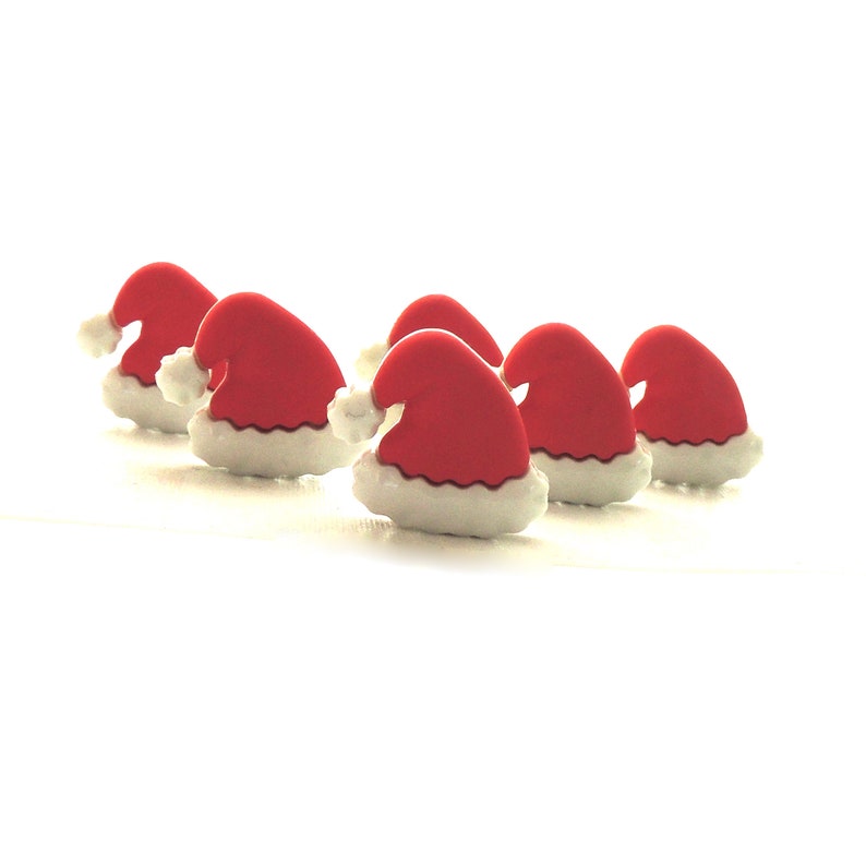 Santa Hat Buttons by Buttons Galore // Christmas Sewing - Etsy