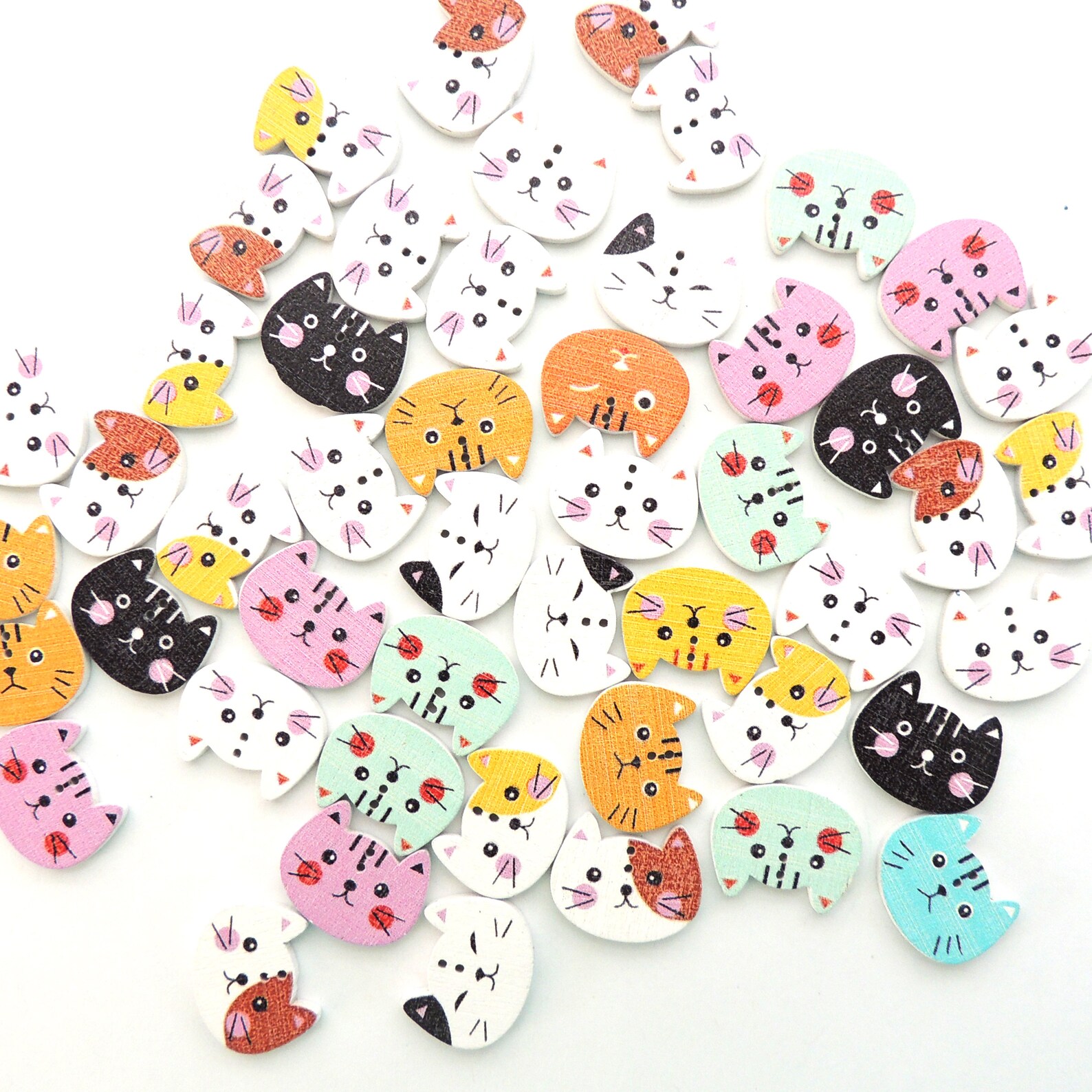 Kawaii Wood Cat Face Buttons / Sewing Kids Crafts Novelty Button Feline ...