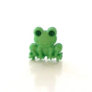 Frog Buttons by Buttons Galore / Novelty Animal Embellishments - Set of ...