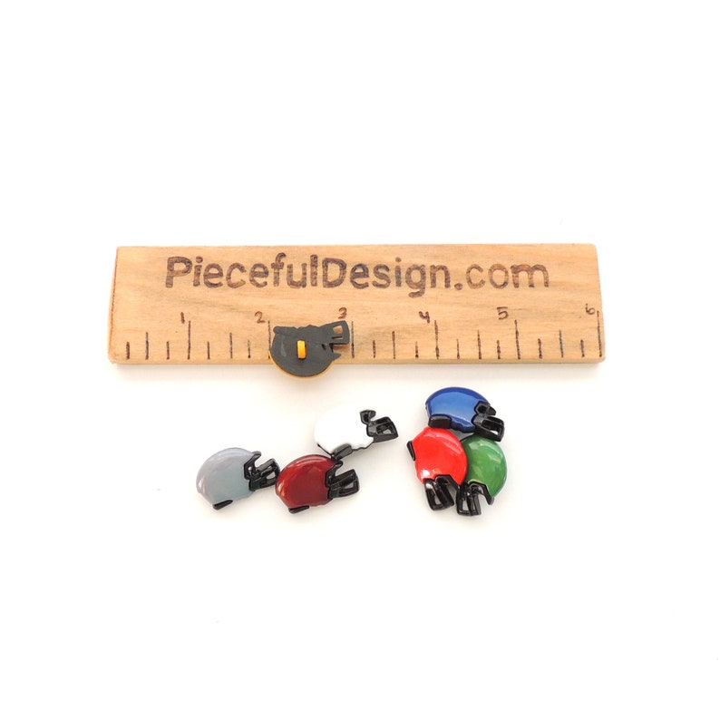 Football Helmets Buttons Buttons Galore / Novelty Sports - Etsy