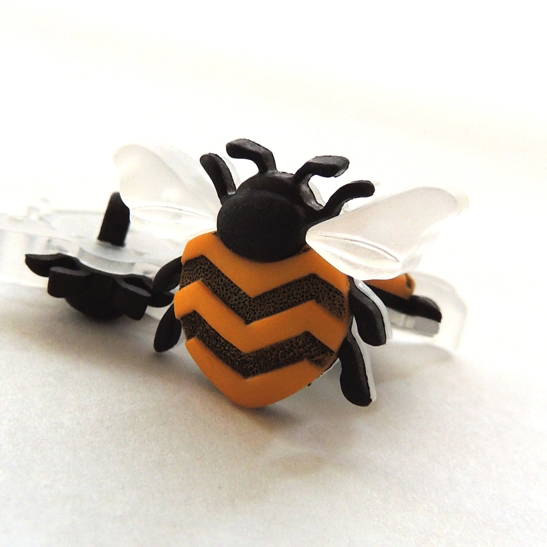 Bee Buttons by Dress It up // Novelty Sewing Scrapbooking Flying Insect ...