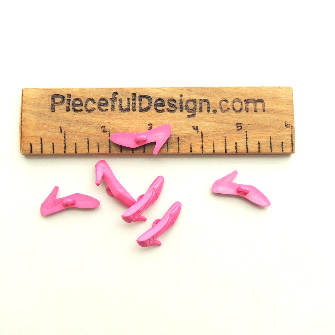 Pink High Heel Shoe Buttons by Buttons Galore // Fuchsia | Etsy