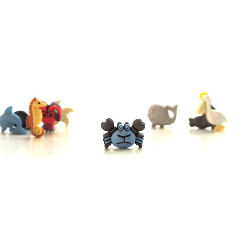 Sea Life Buttons by Buttons Galore // Novelty Ocean Creatures | Etsy