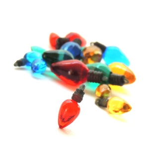 Christmas Light Buttons Buttons Galore / Holiday Bulb Tree Charm ...