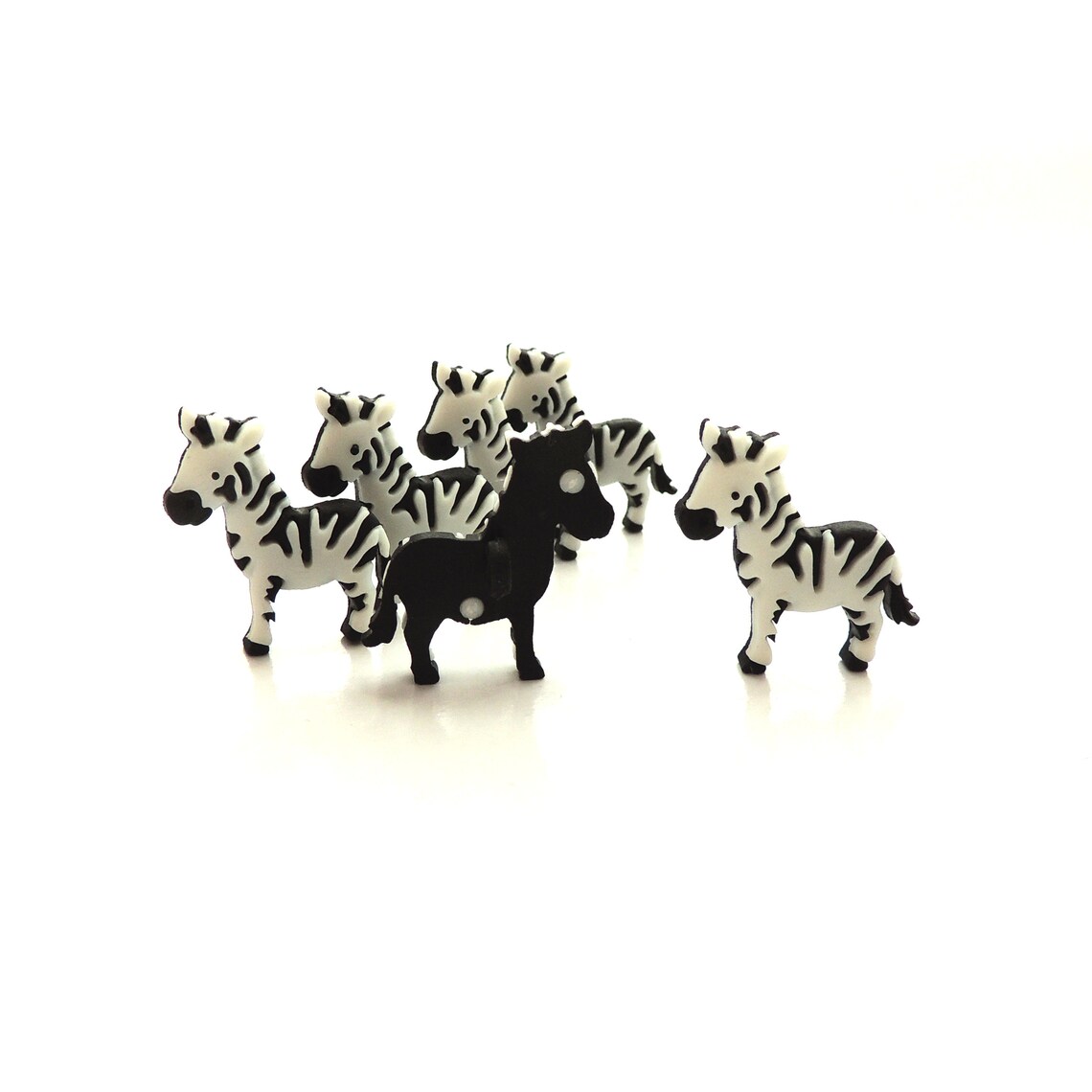 Zebra Buttons by Dress It up // Animal Zoo Safari Kids Crafts - Etsy