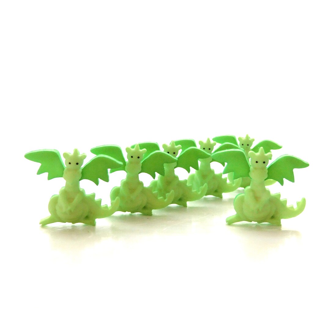 Dragon Buttons by Dress It up / Fantasy Animal Embellishments - Set of ...