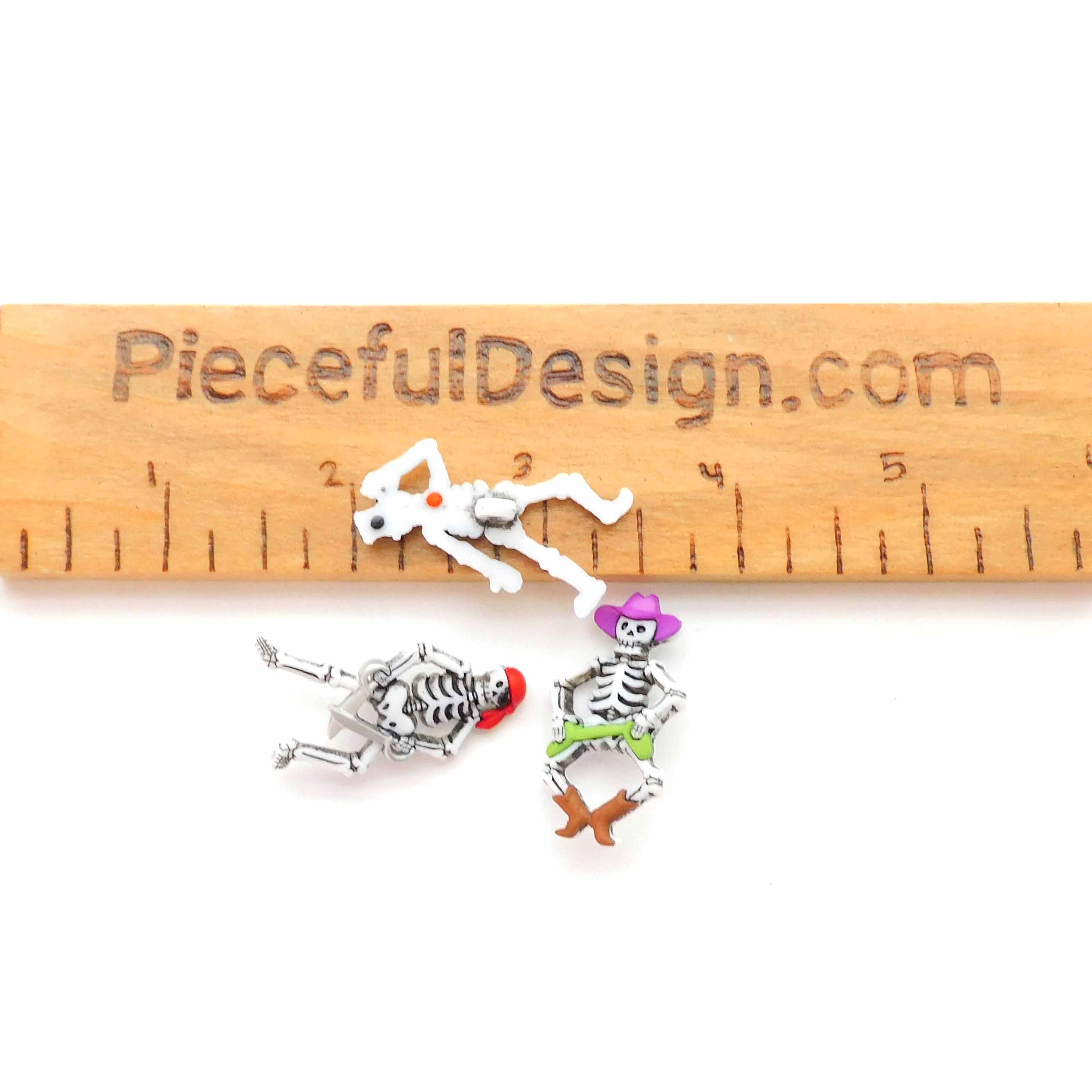 Bone-ified Characters Buttons by Dress It up / Novelty Halloween ...