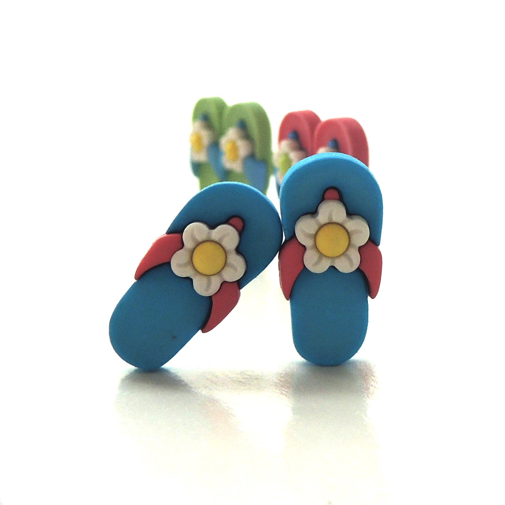 Fun in the Sun Flip Flop Buttons by Buttons Galore / Novelty | Etsy