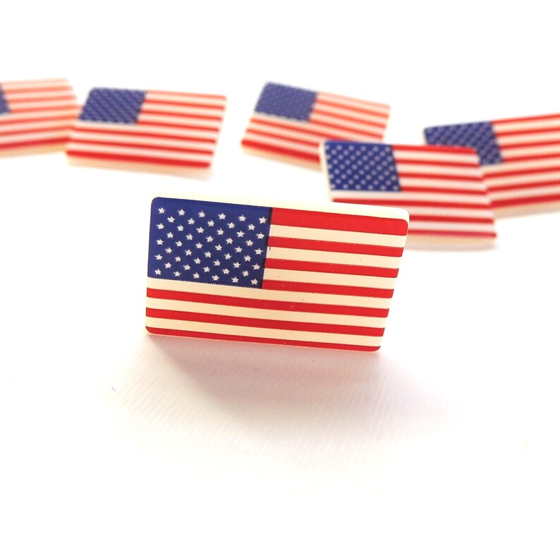 American Flag Buttons by Dress It up // Novelty Sewing United - Etsy