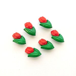 Red Tulip Buttons by Buttons Galore // Flower Embellishments -- Set of ...