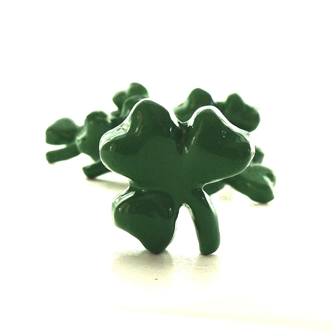 Shamrock Buttons Buttons Galore / Sewing Knit Novelty Clover Crafts ...