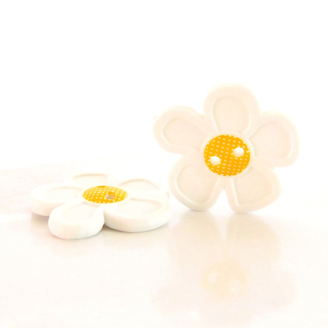 Large Sew Through Daisy Buttons by Dill / Flower Embellishments - Set ...