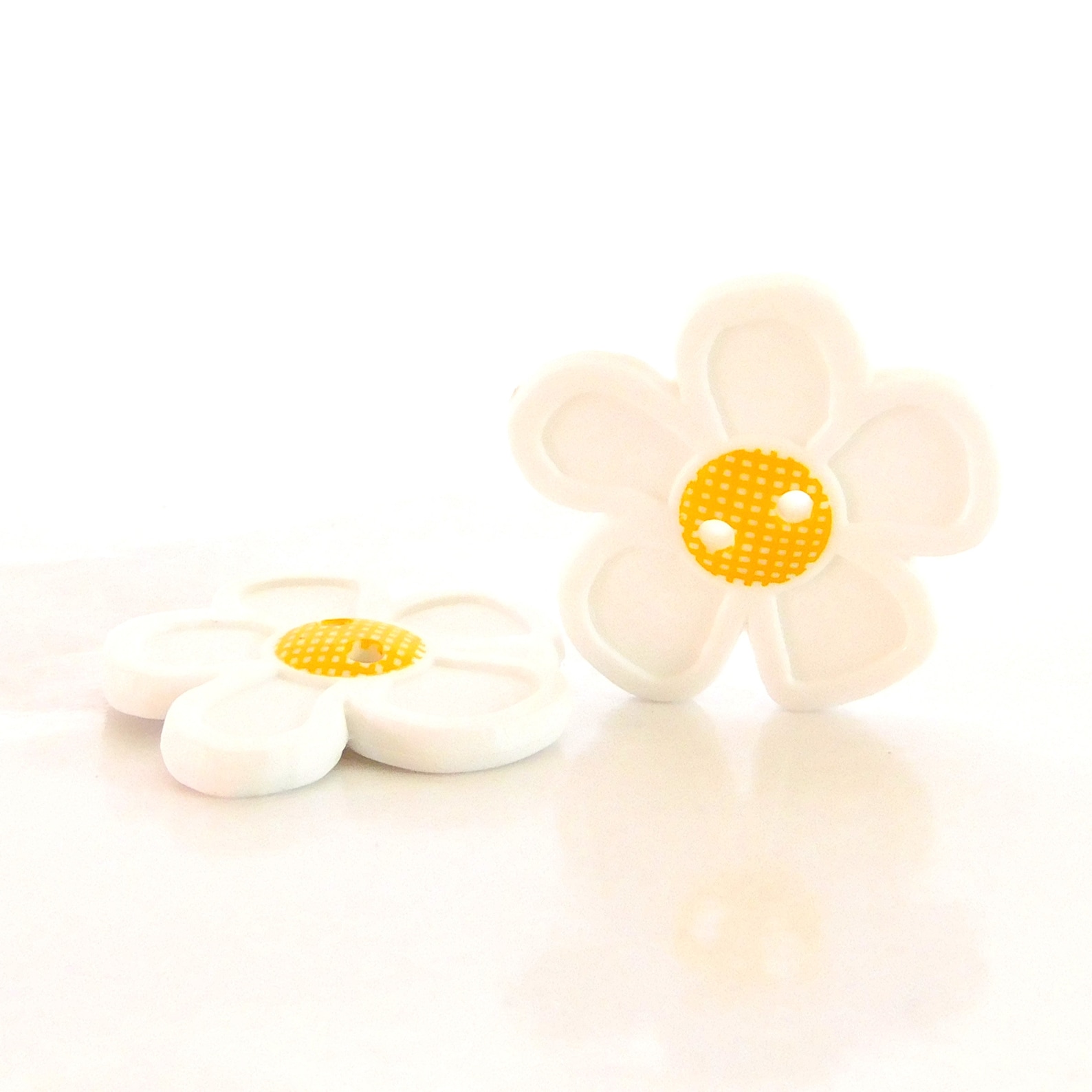 Large Sew Through Daisy Buttons by Dill / Flower Embellishments - Set ...