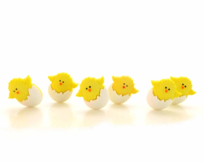 Yellow Hatching Chicks Buttons by Dress It up // Easter Craft ...