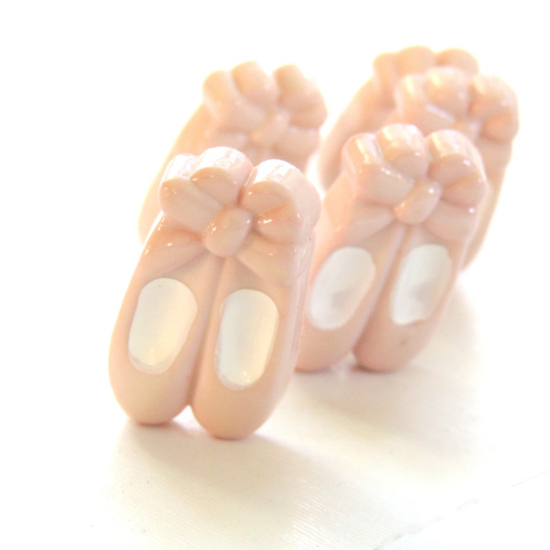 Ballet Shoe Buttons by Buttons Galore // Pink Novelty Dance - Etsy