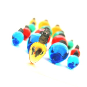 Christmas Light Buttons Buttons Galore / Holiday Bulb Tree Charm ...