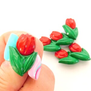 Red Tulip Buttons by Buttons Galore // Flower Embellishments -- Set of ...