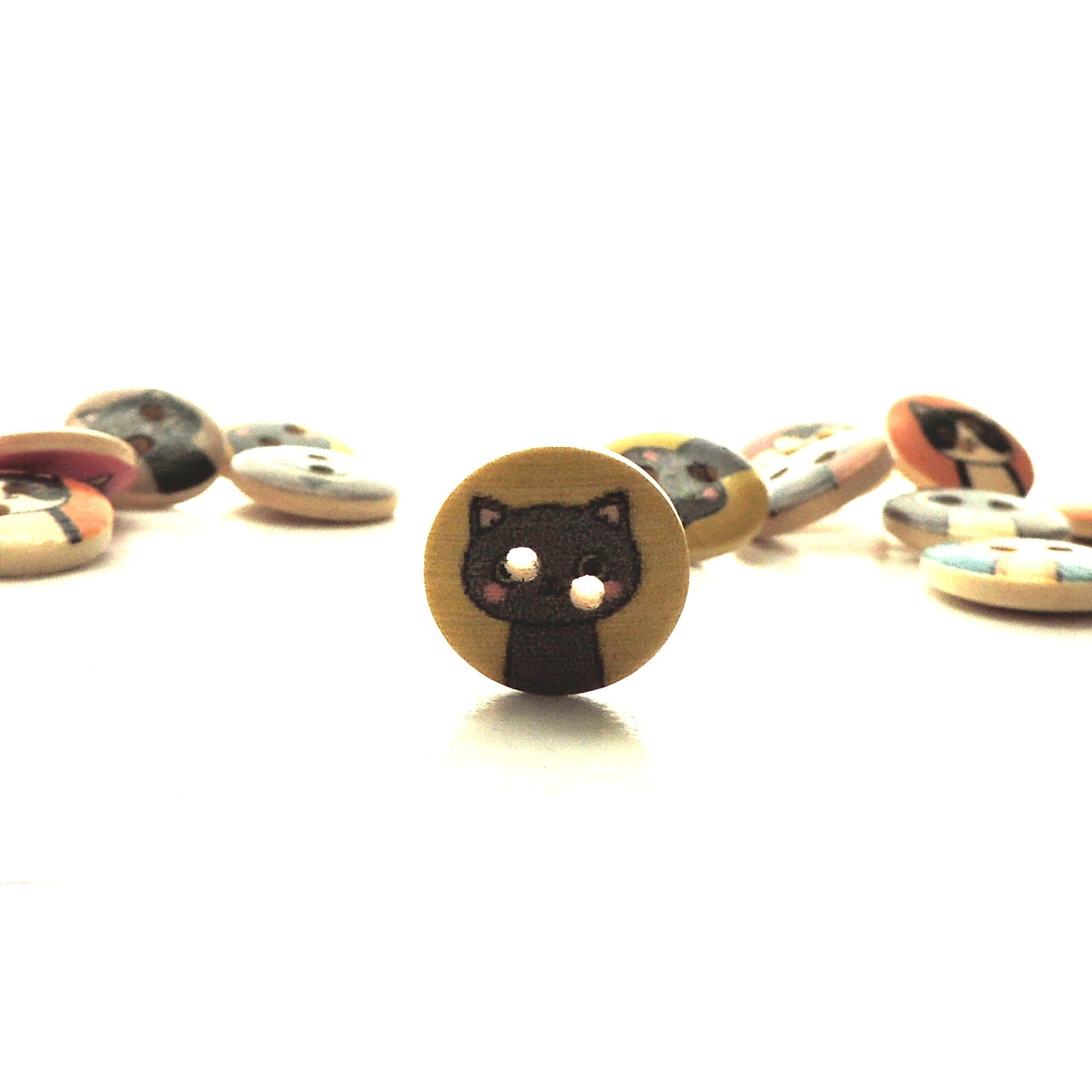 Round Wood Cat Buttons: Sewing Scrapbook Embellishments (10 Pc) - Etsy