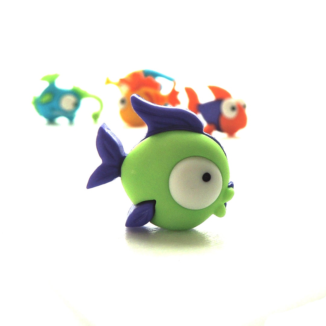 Something Fishy Fish Buttons by Dress It up //jesse James Aquarium ...