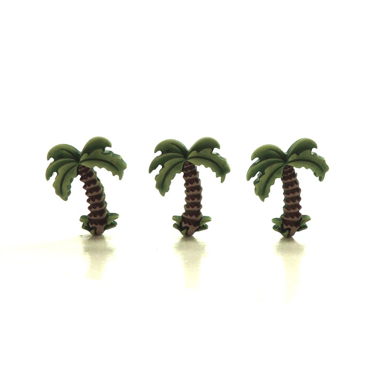 Palm Tree Buttons by Buttons Galore / Beach Green Vacation Sun - Etsy