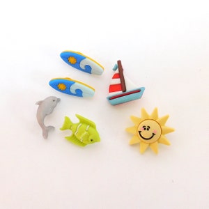 Surf's up Buttons by Buttons Galore // Novelty Beach Ocean ...