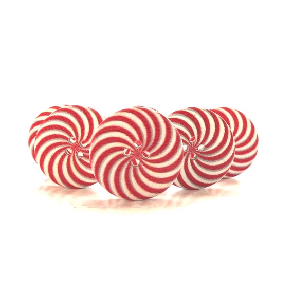 Red and White Spiral Wood Buttons // Christmas Holiday Craft | Etsy