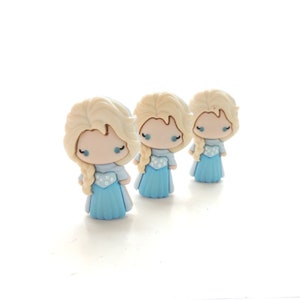 Elsa Buttons by Dress It up / Jesse James Disney Embellishments ...