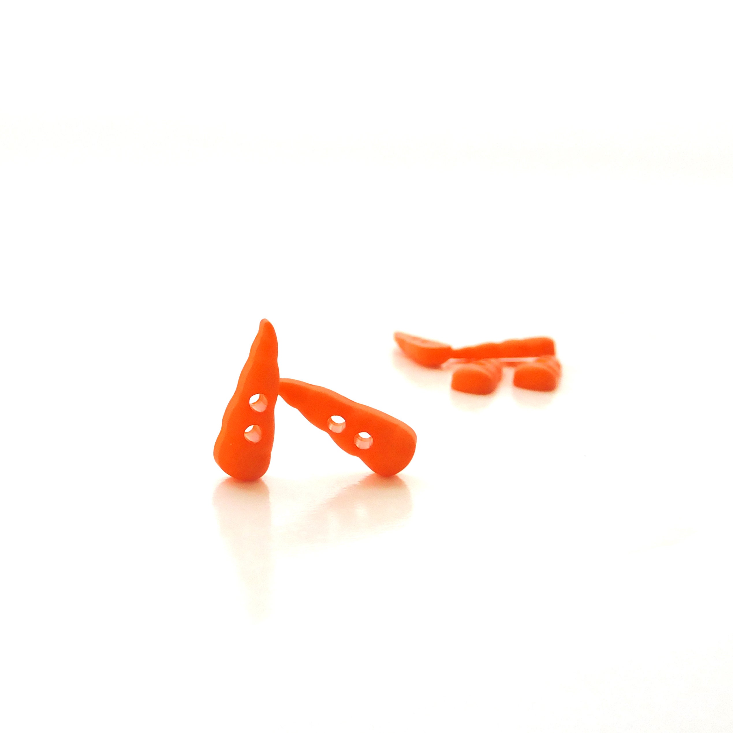 Tiny Sew Thru Carrot Buttons by Buttons Galore / Vegetable | Etsy