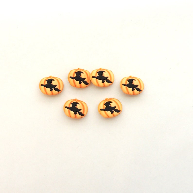 Witch Pumpkin Buttons by Buttons Galore / Halloween Craft Hair | Etsy