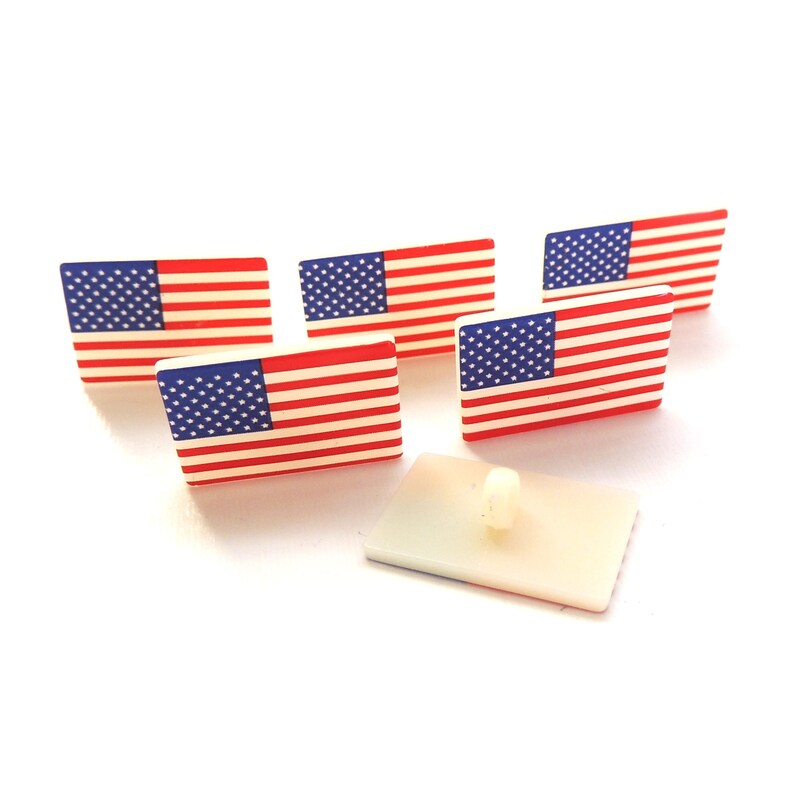 American Flag Buttons by Dress It up // Novelty Sewing United - Etsy