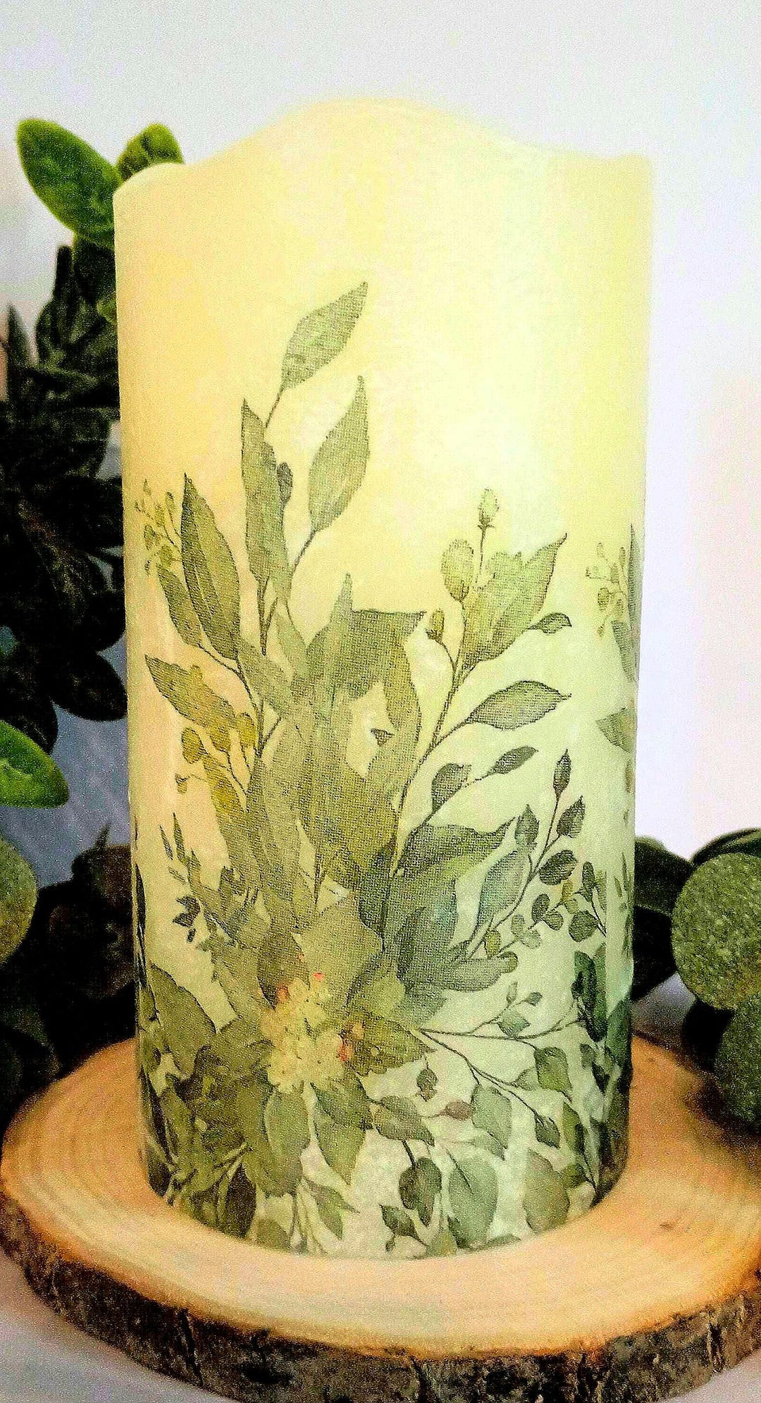FLAMELESS GREENERY PILLAR Candle W/timer/floral Greenery/housewarming ...