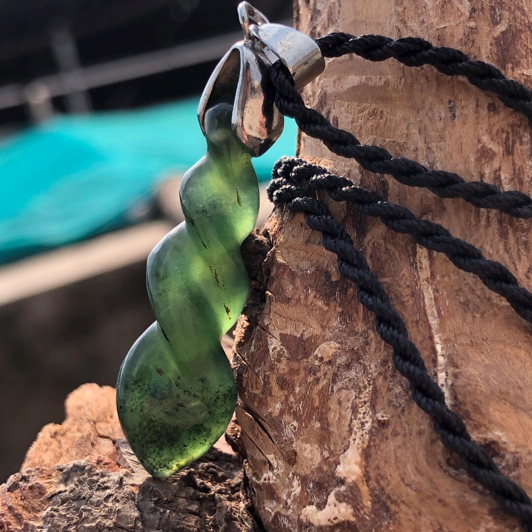 Hand-carved Nephrite Jade Wave Twist Pendant | Minimalist Necklace ...