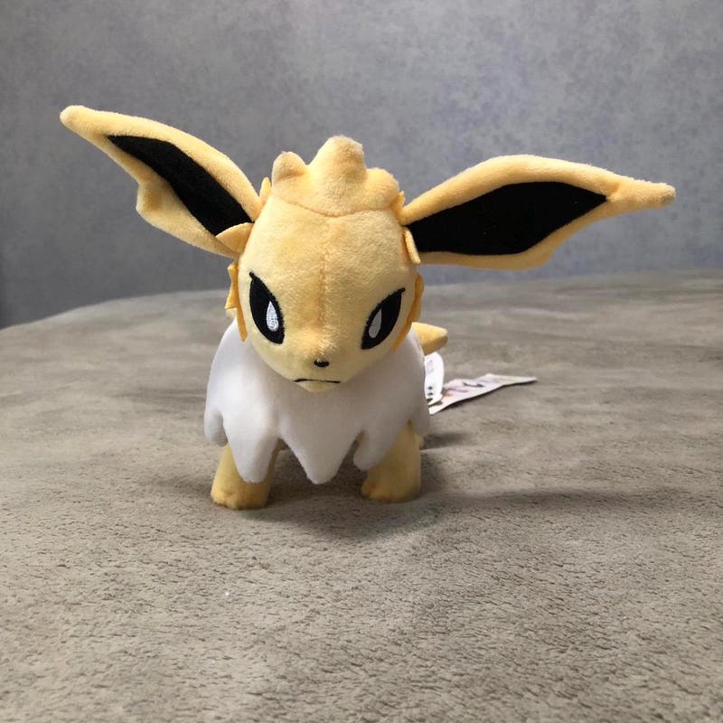 Jolteon - Etsy