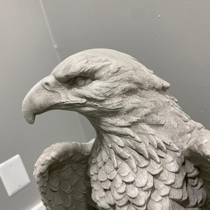 American Bald Eagle Statue ,24" Solid Concrete Life-size Outdoor/indoor ...