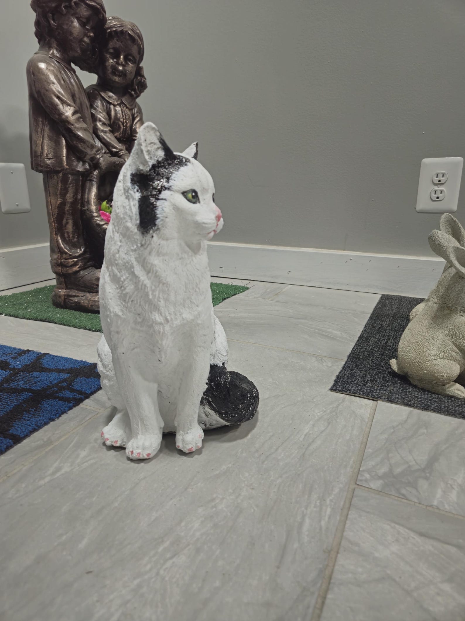 Life-size Cat Statue Upright Memorial Cat Statue Handmade and Can Be ...