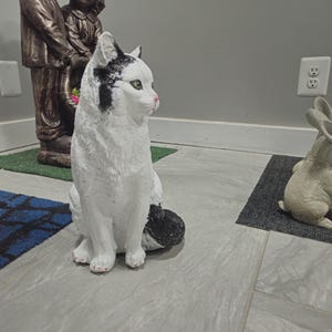Life-size Cat Statue Upright Memorial Cat Statue Handmade and Can Be ...