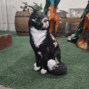 Life-size Cat Statue Upright Memorial Cat Statue Handmade and Can Be ...